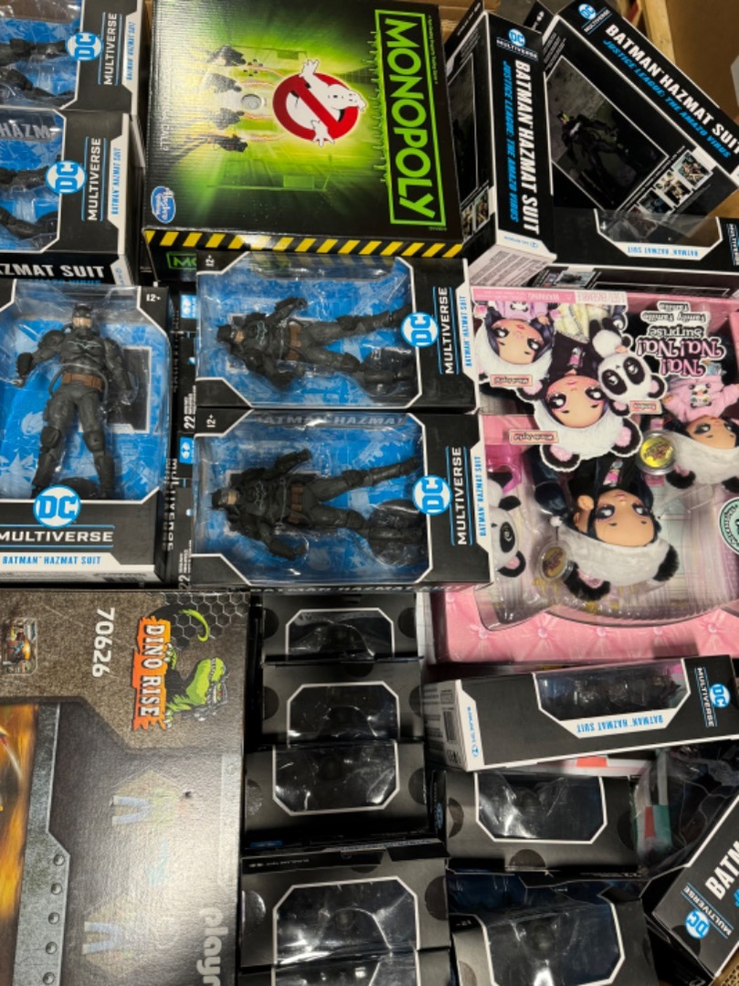 Via Trading | WMCM-1403 Wholesale Monopoly Ghostbusters Dc Action ...