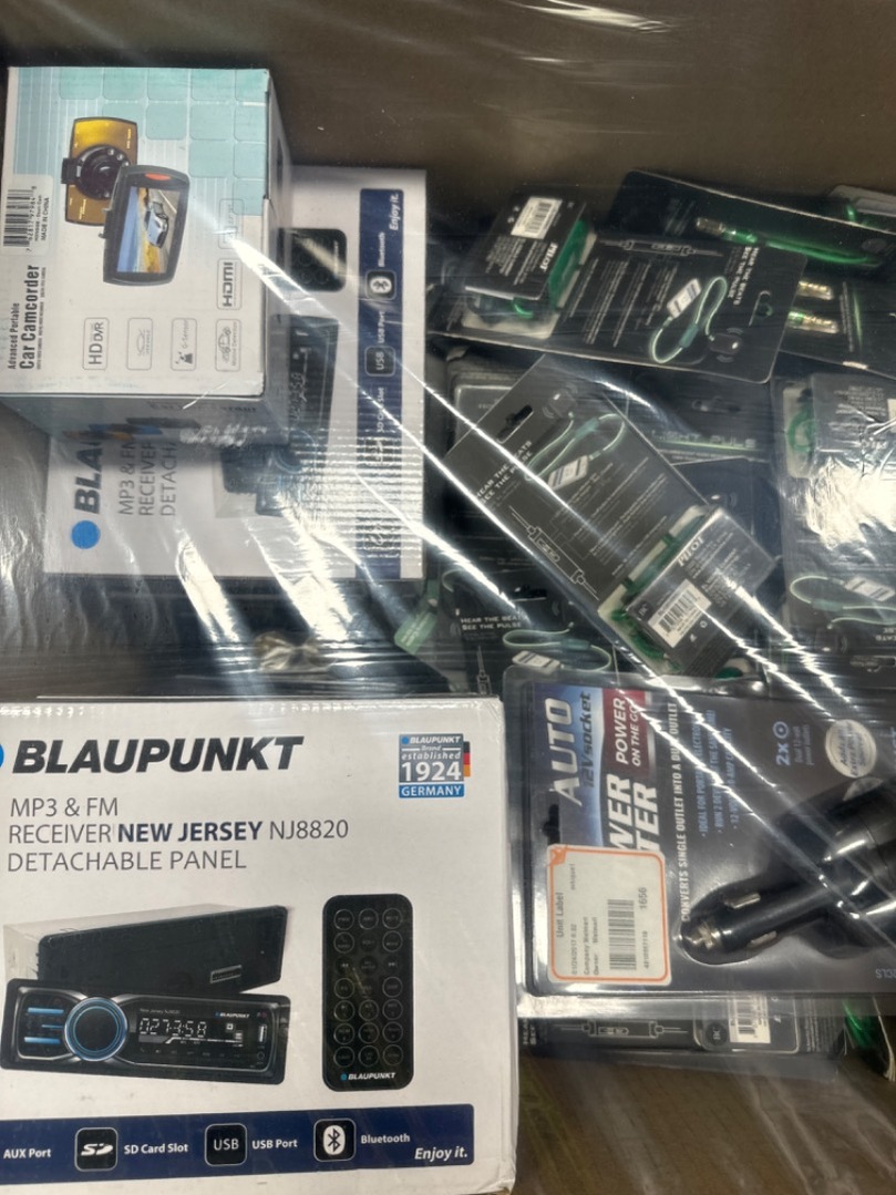 Via Trading | WMCM-915 Wholesale Assorted Electronics