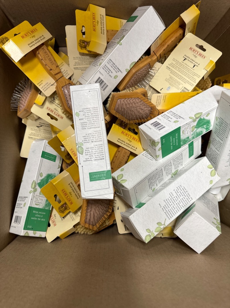 Via Trading | WMCM-982 Wholesale Pet Merchandise